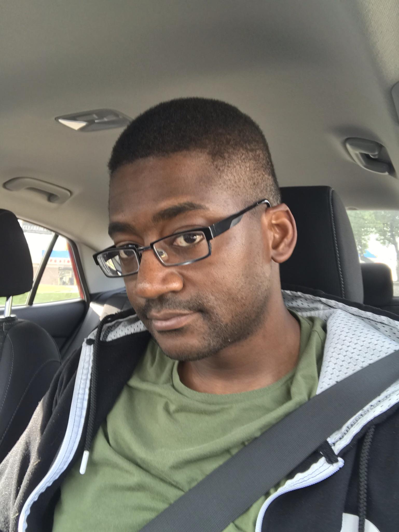 Face reveal - A bit nervous. | Scrolller