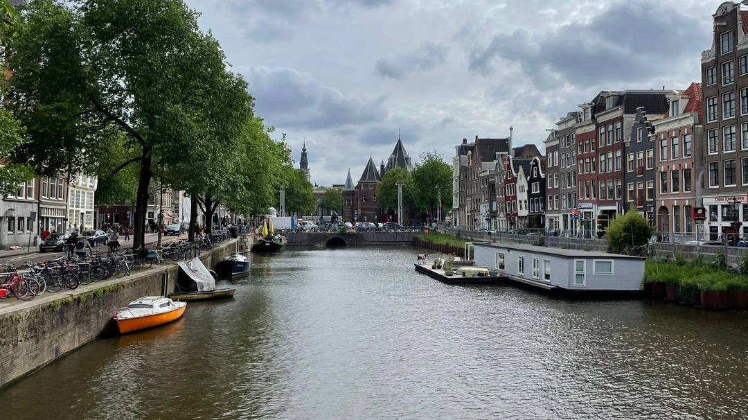 Amsterdam | Scrolller
