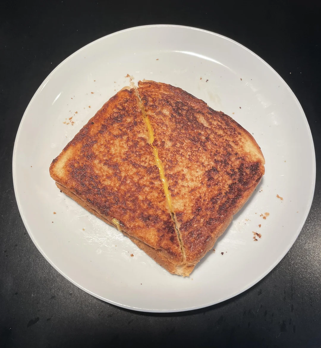 Grilled cheese | Scrolller