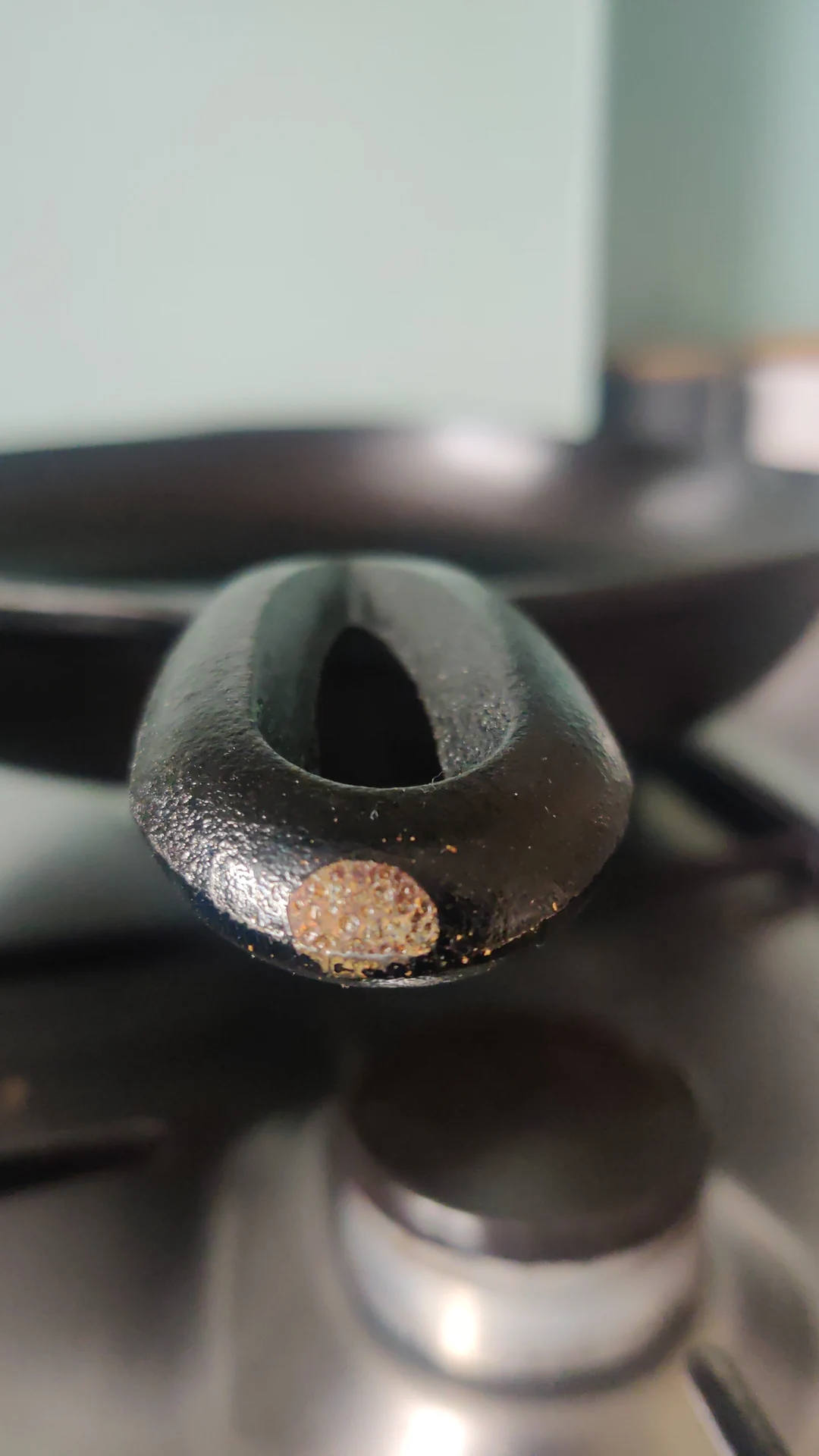 Received my first cast iron from lodge yesterday. Is this normal? | Scrolller