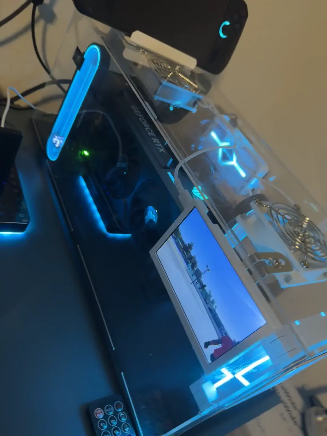 eGPU custom enclosure (Update, work in progress) | Scrolller