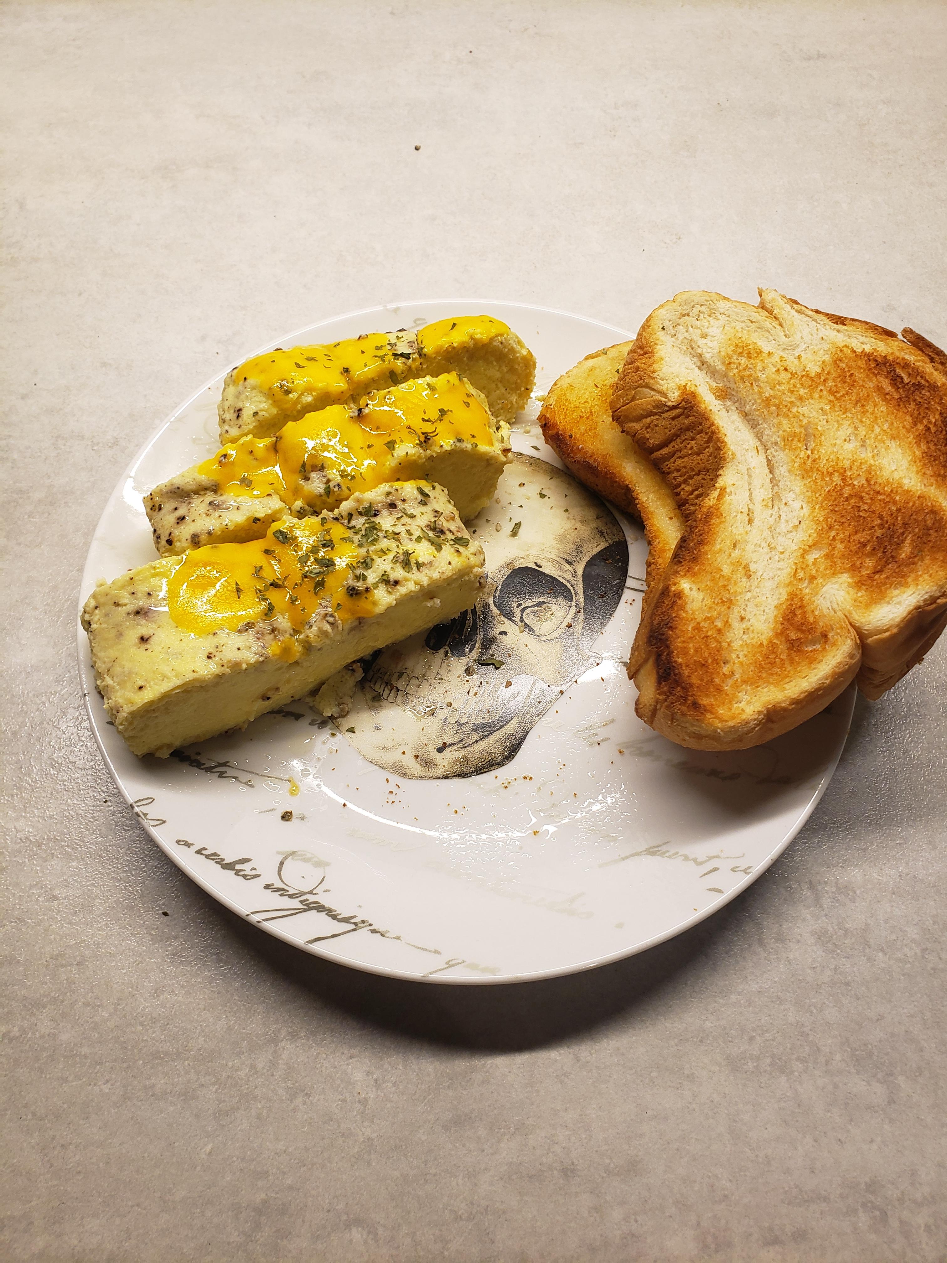 [Homemade] Omelette au fromage | Scrolller