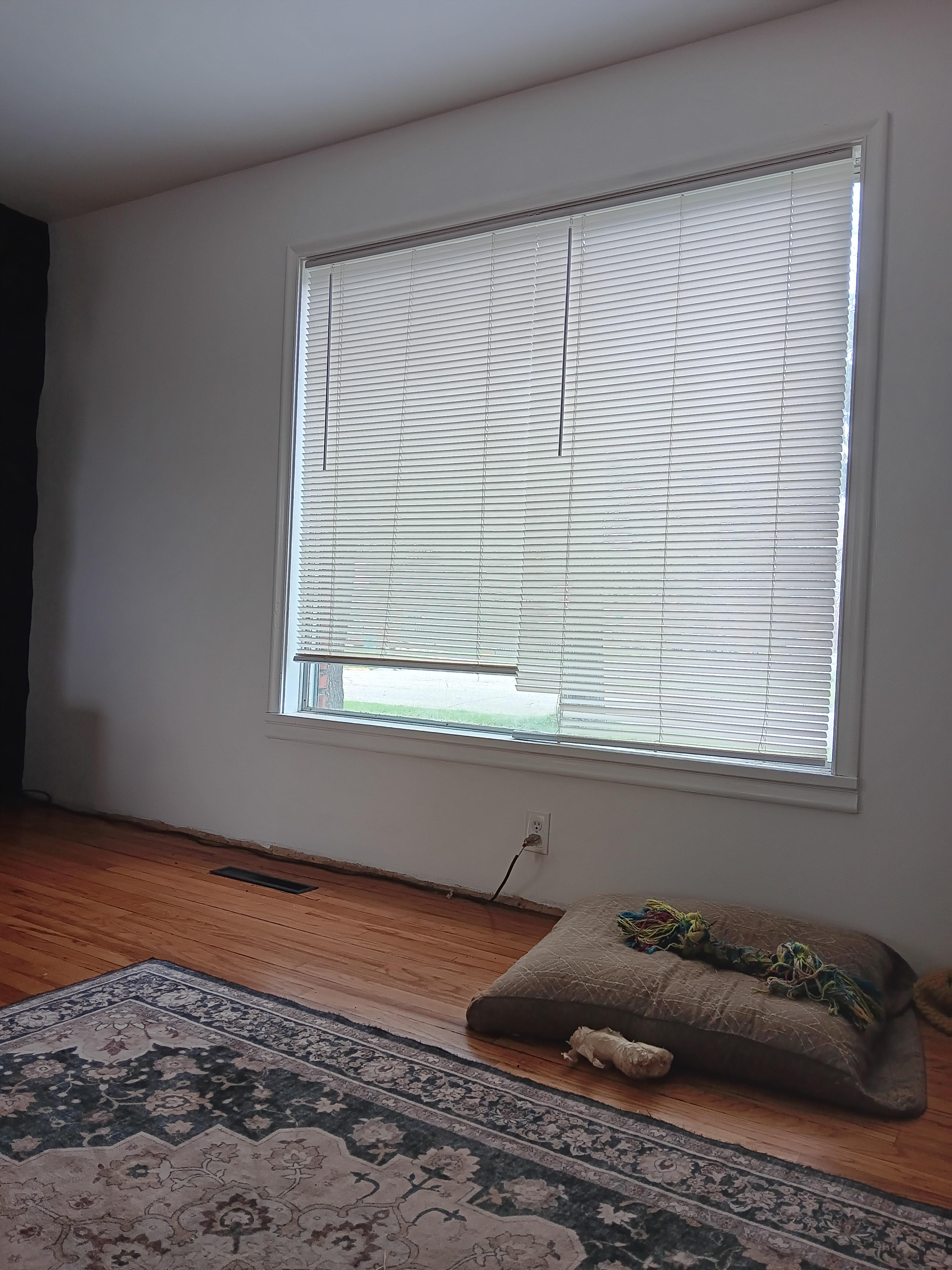 Curtain help | Scrolller