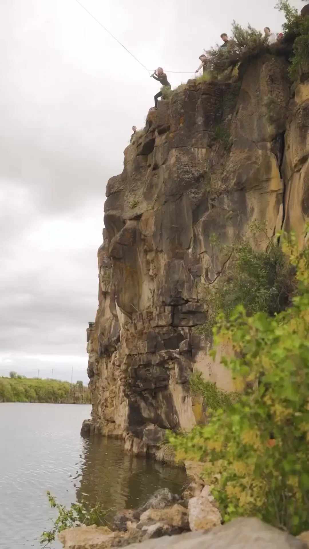 Epic 10/10 landing | Scrolller