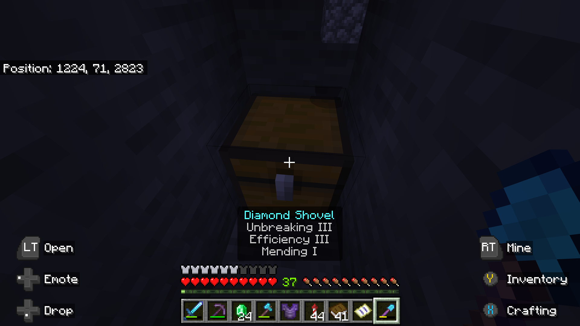 Weird treasure spawn | Scrolller