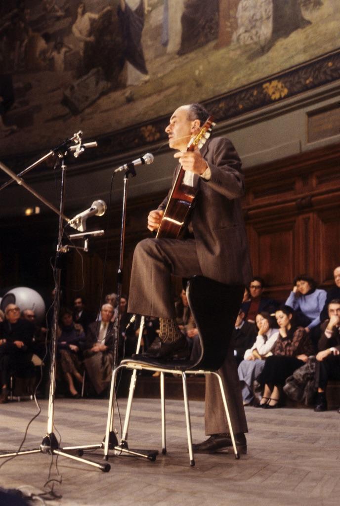 Were these photos taken in Prague? | Scrolller