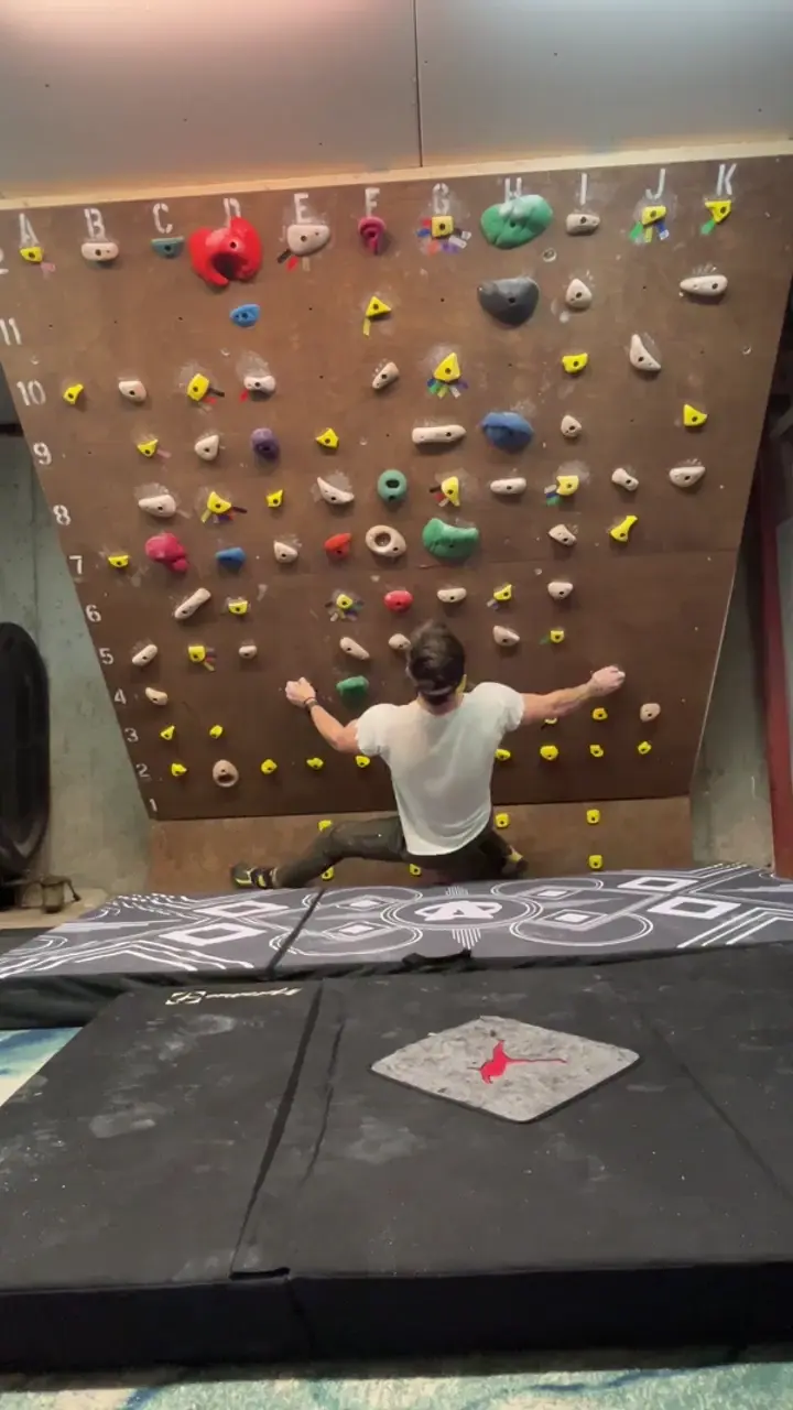 EZPZ v3 via @m0rningw00dy on IG | Scrolller