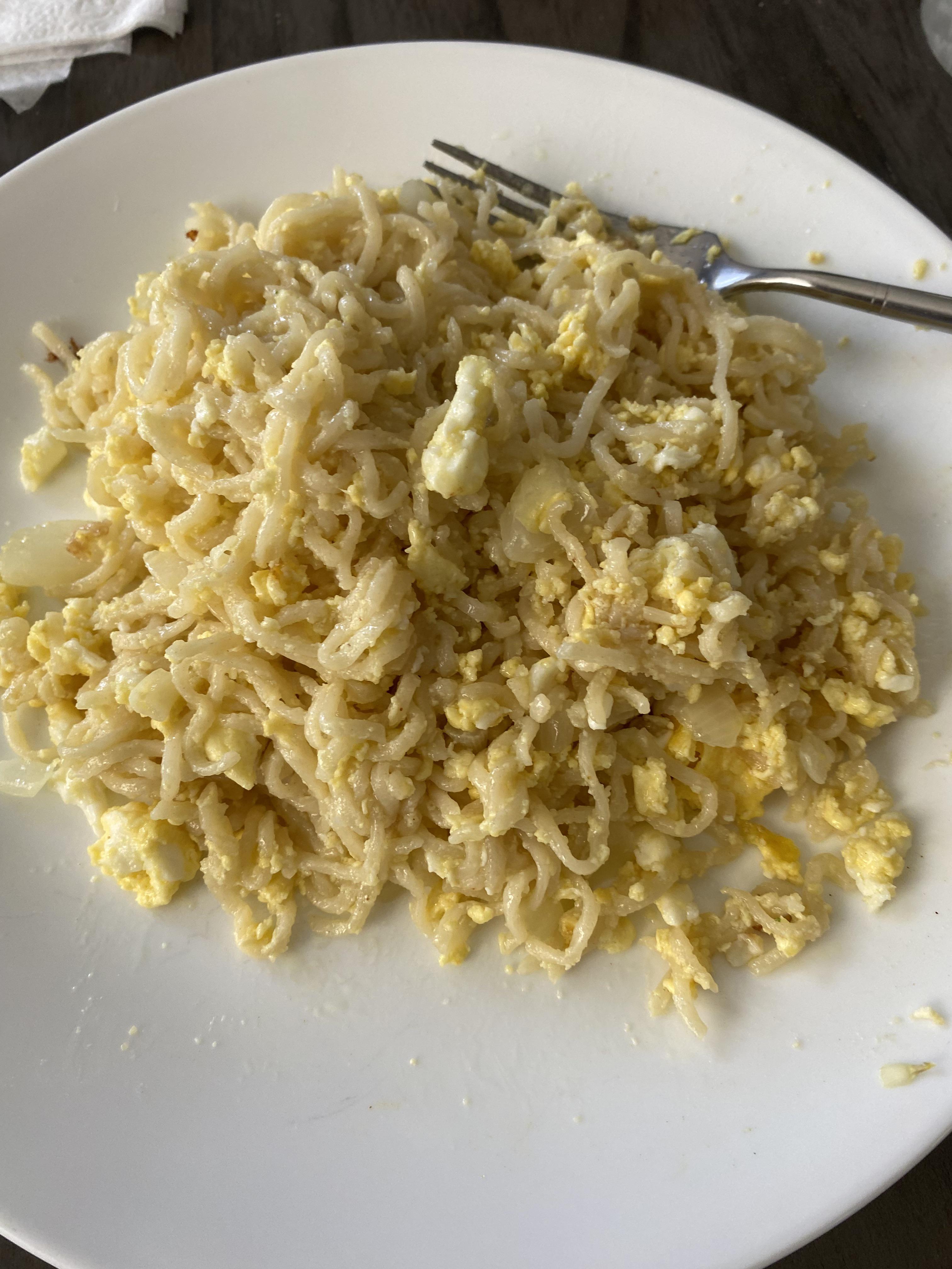 [homemade] scrambled eggs, ramen, and onion. | Scrolller