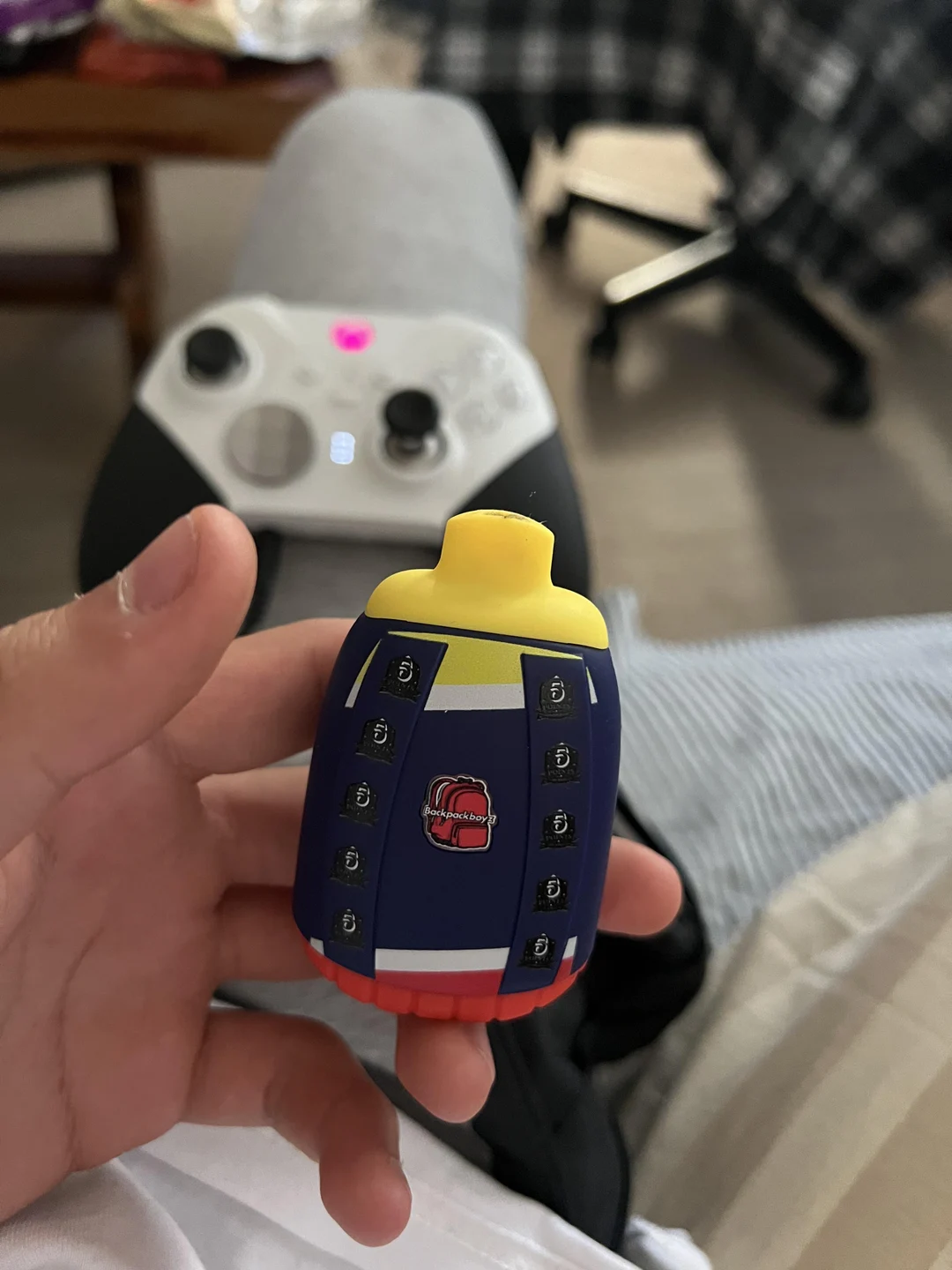 Which one to buy? | Scrolller