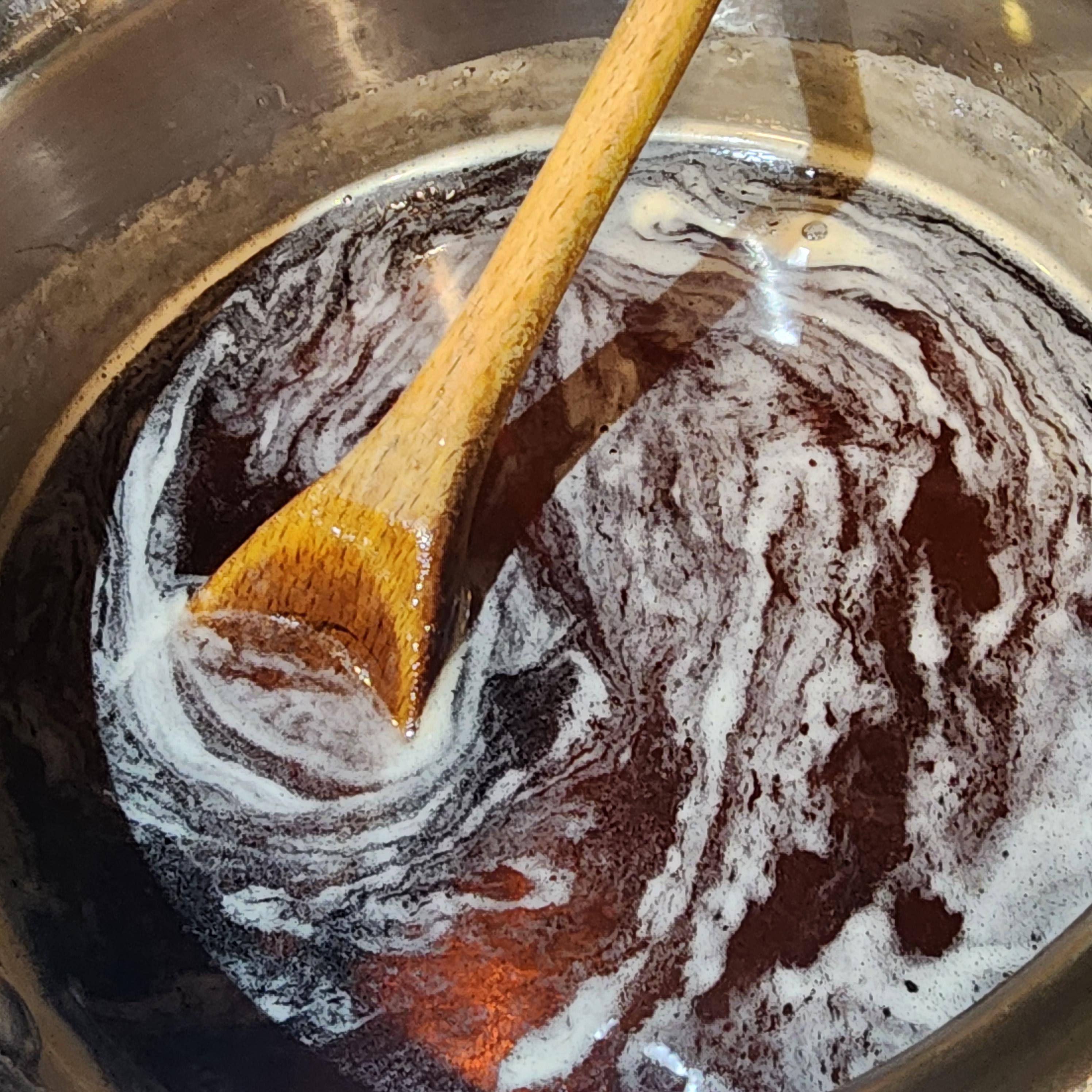 What is this stuff at the top of my fresh simple syrup? | Scrolller