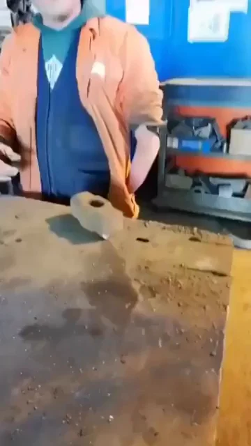 Human hammer. | Scrolller