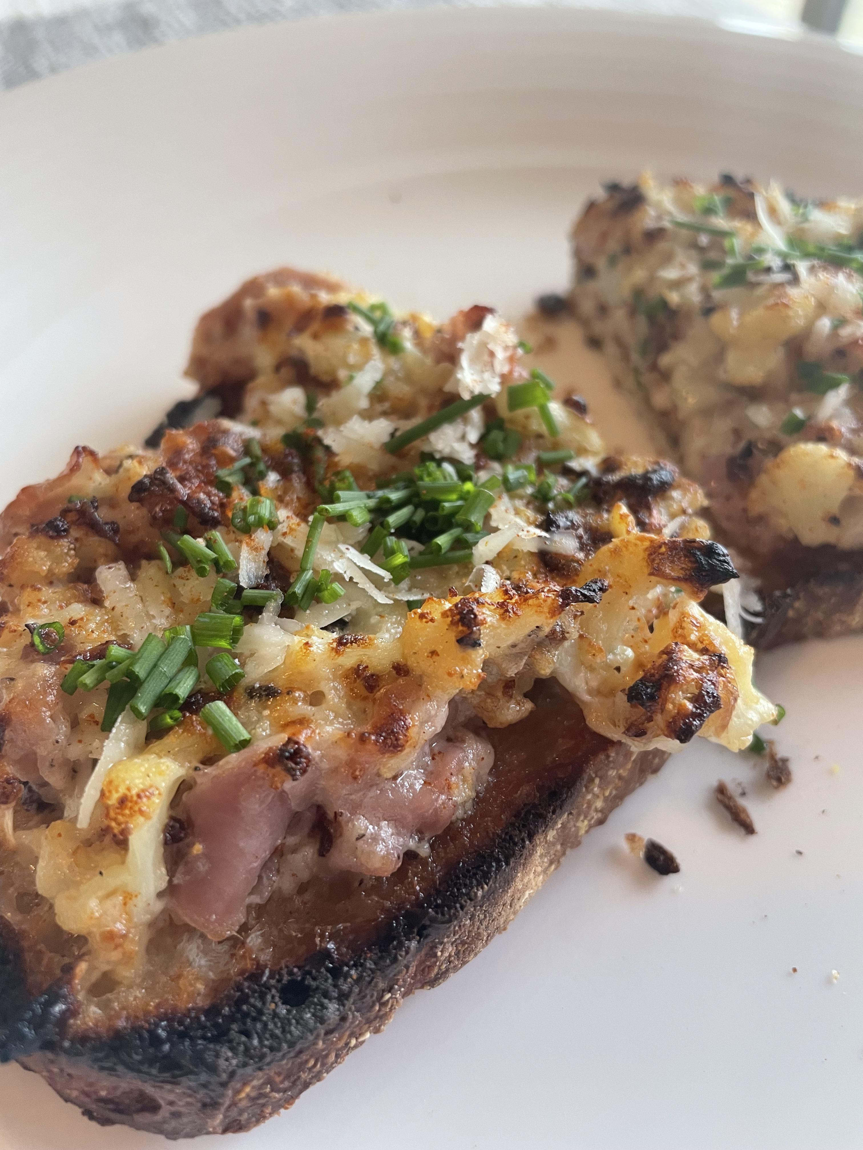 [Homemade] Cauliflower Toasts | Scrolller