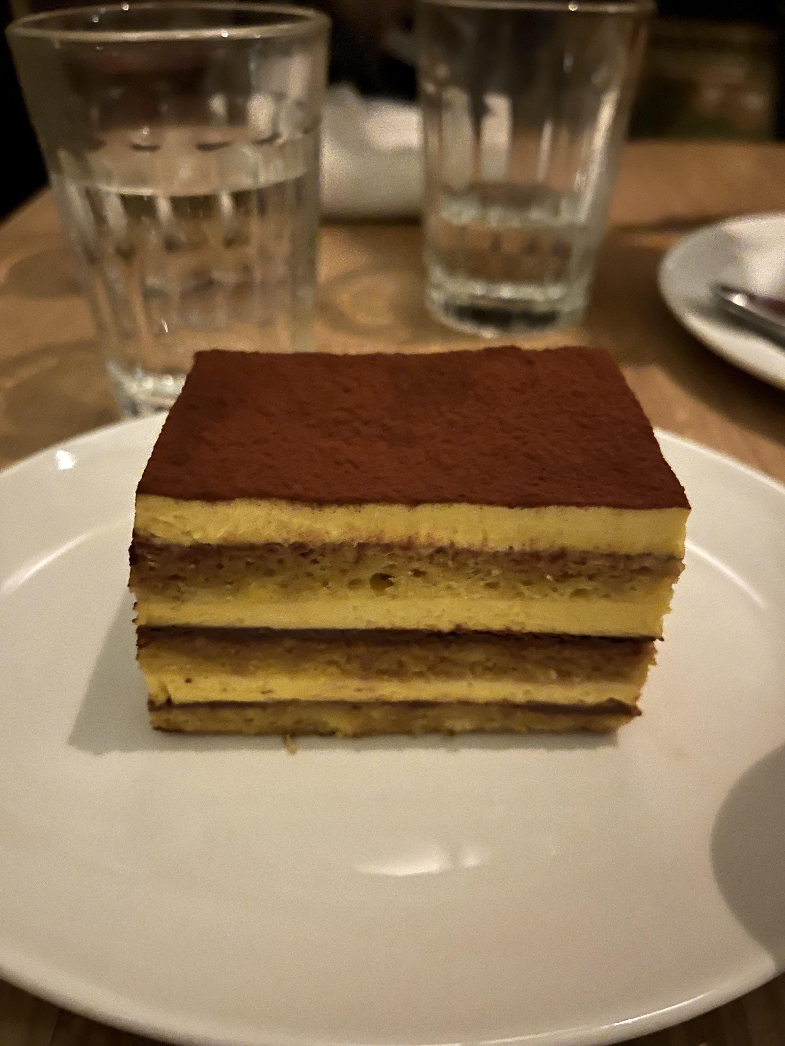 Tiramisu Cake | Scrolller