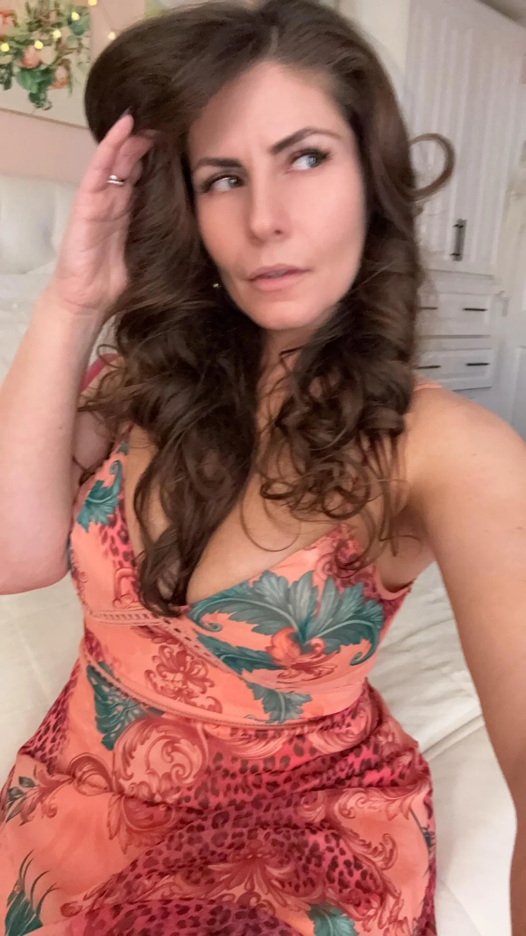 Curly locks | Scrolller