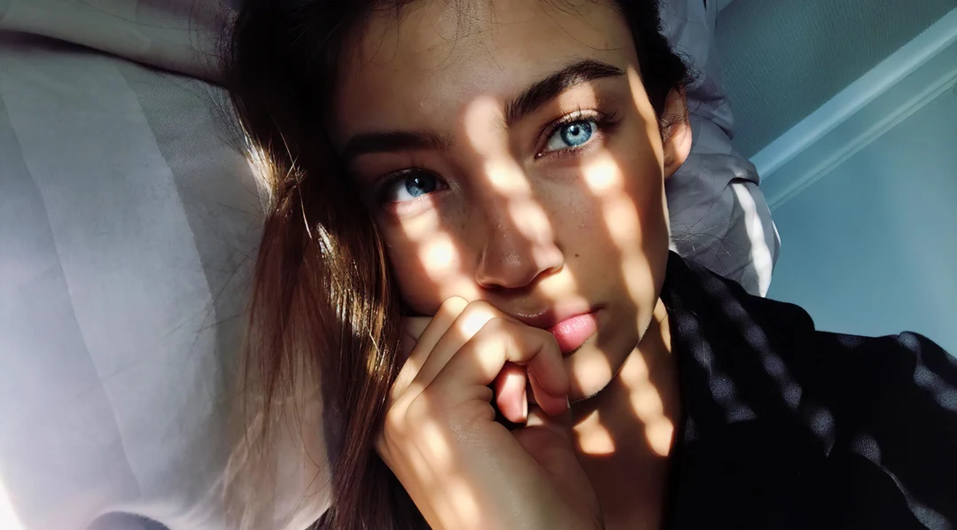 Lorena Rae | Scrolller