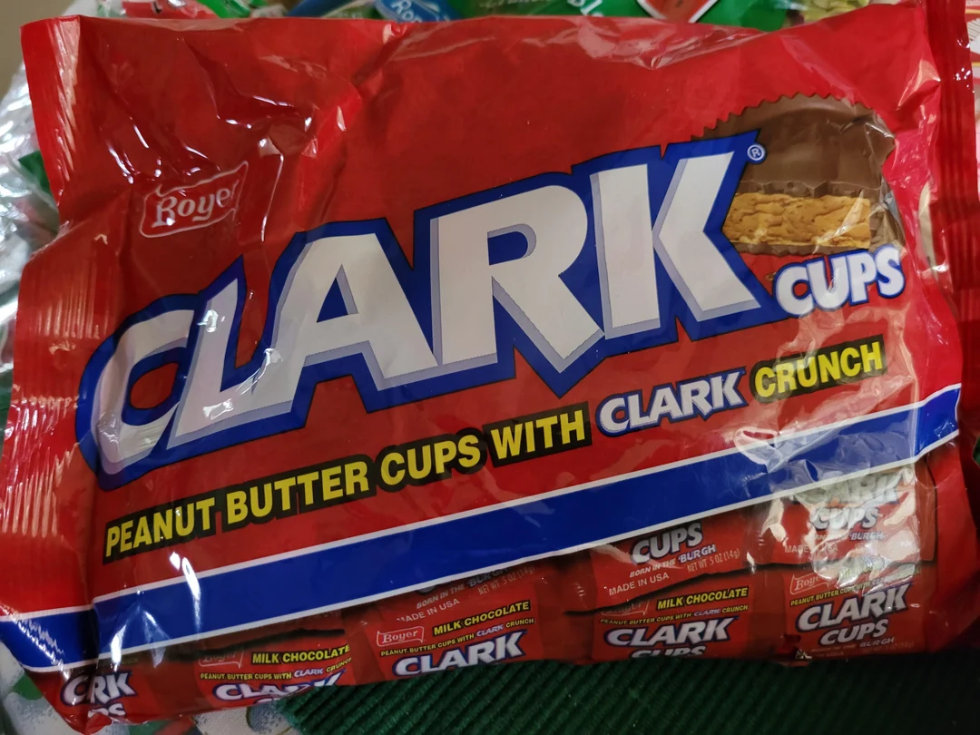 Clark Bar Cups | Scrolller