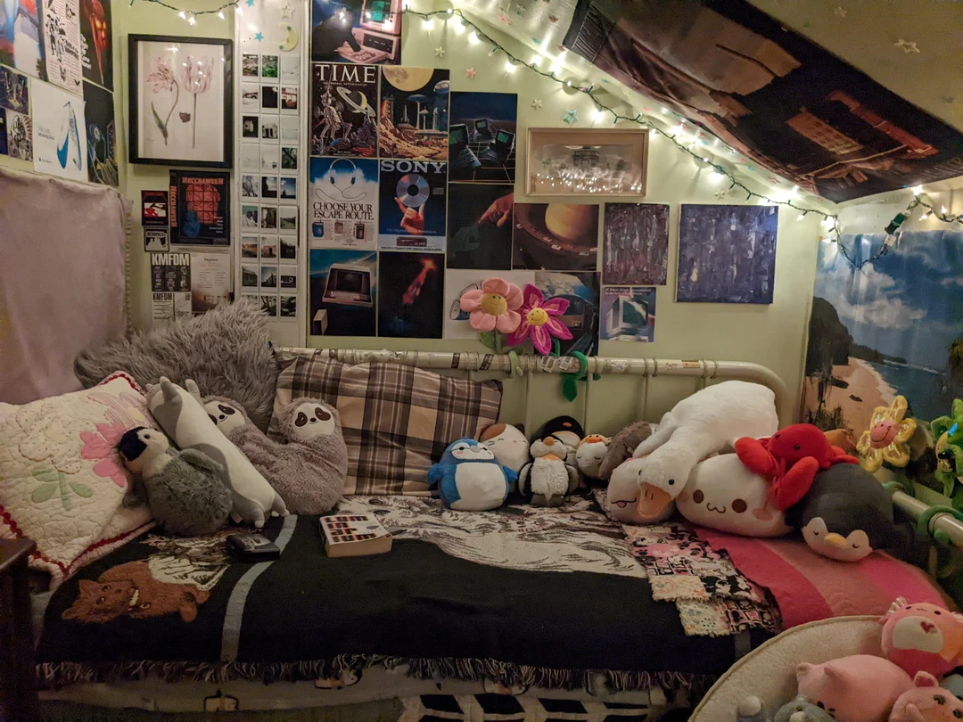 a part of my small bedroom | Scrolller