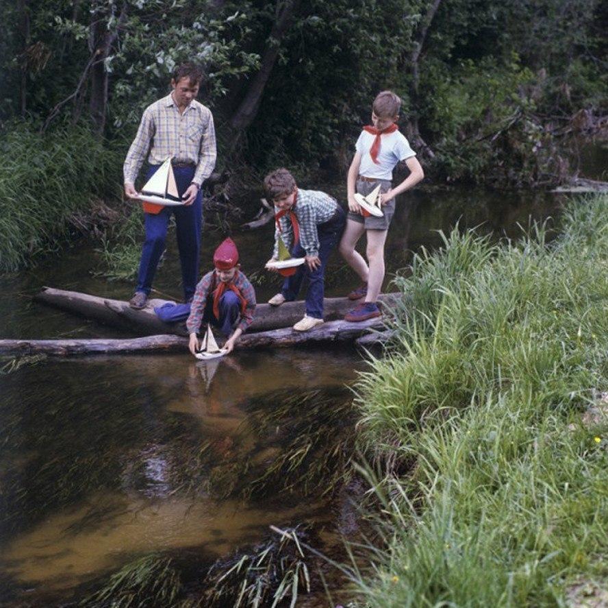 Launch of model yachts, 1973 | Scrolller