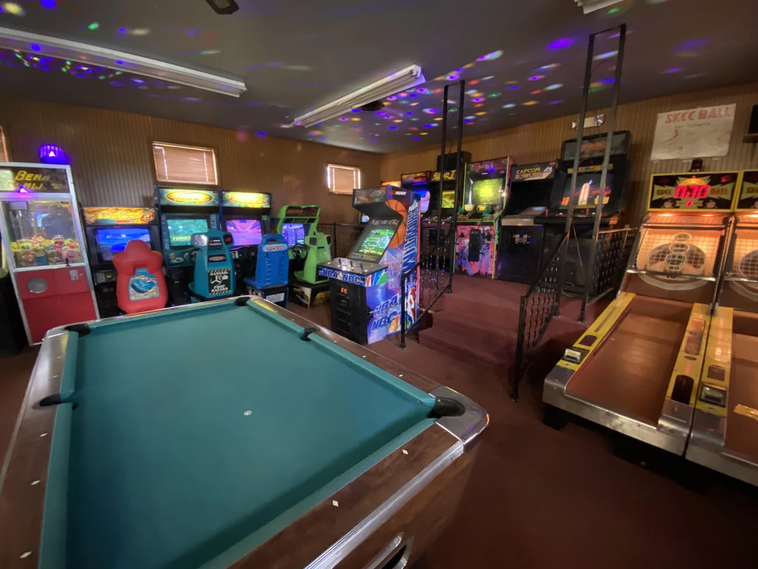 My local arcade seems to be stuck in the 90s! | Scrolller