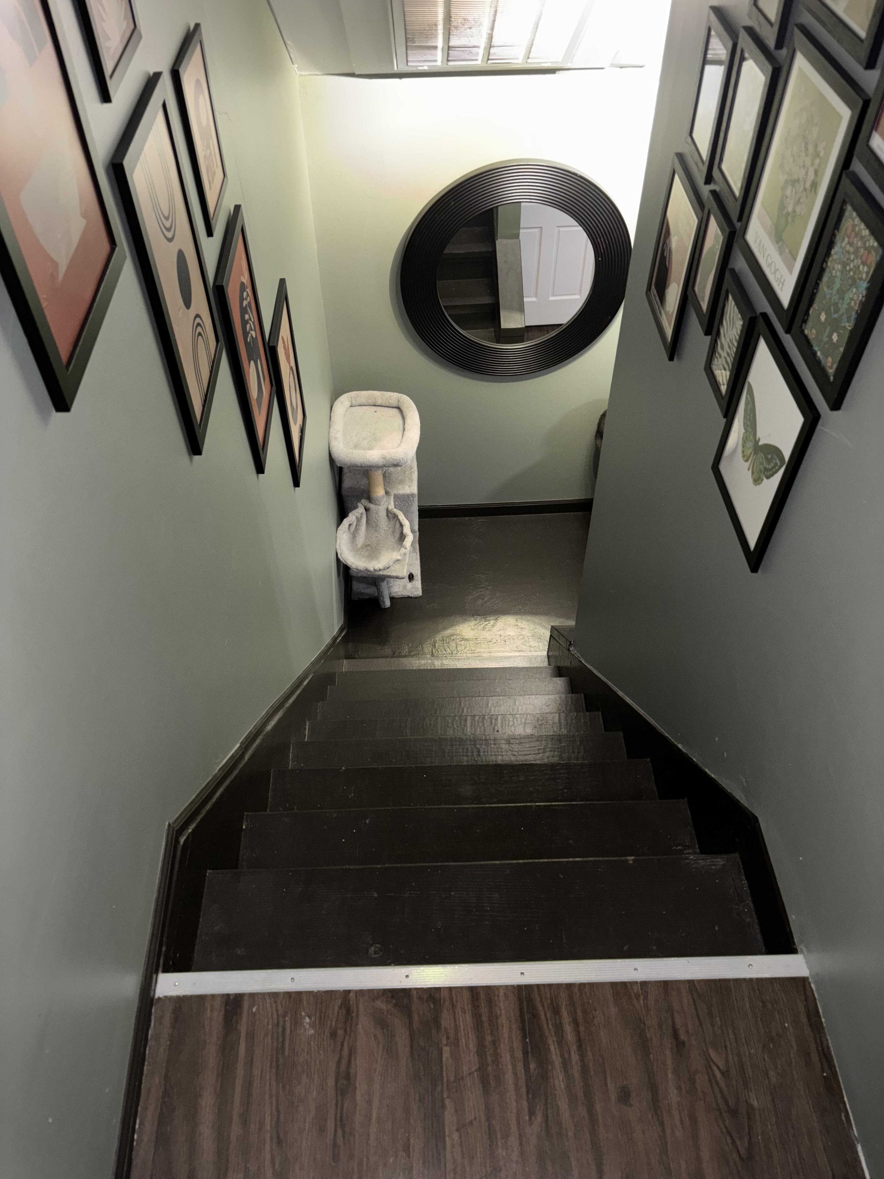 Handrail location | Scrolller