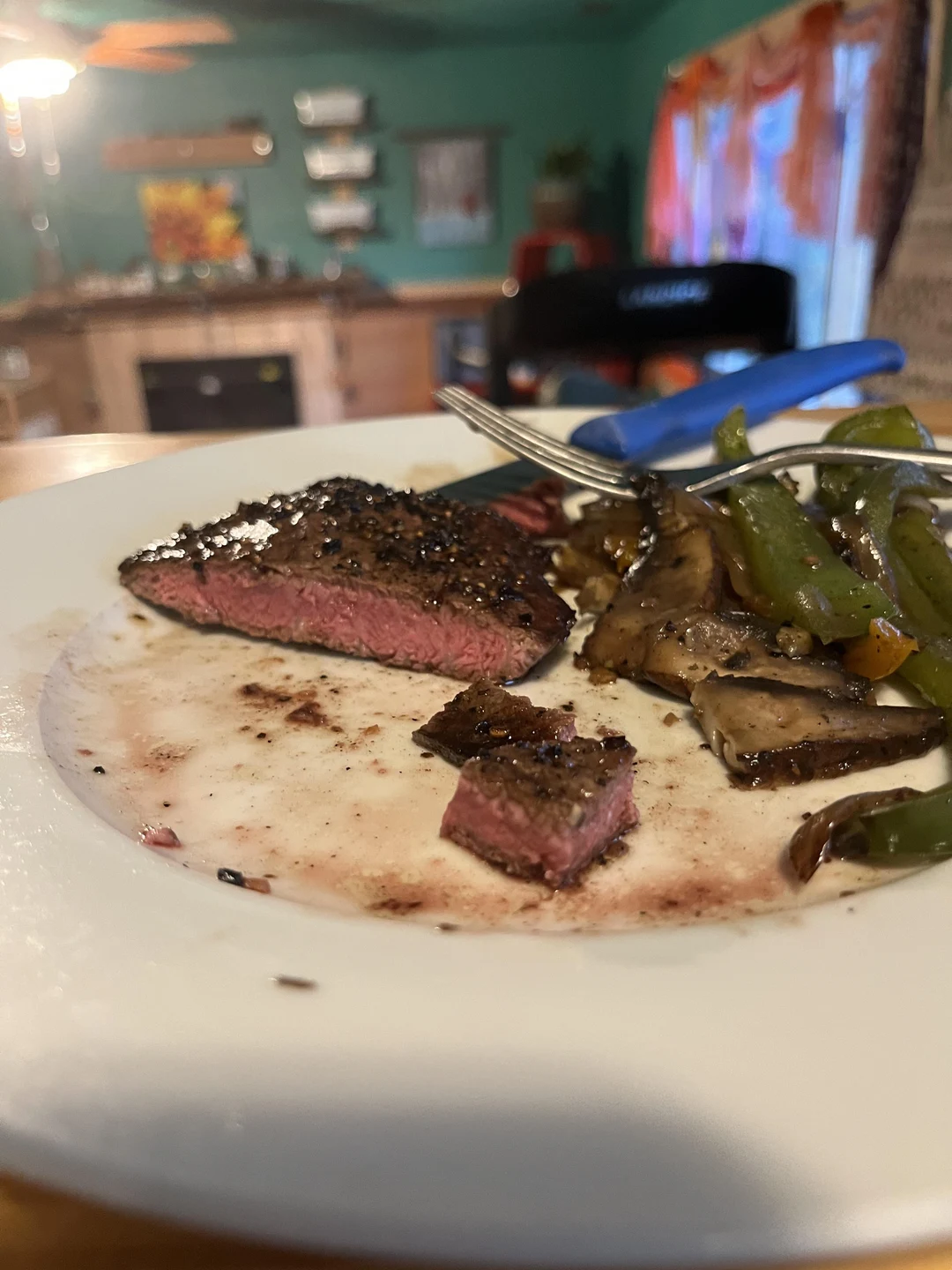 Flat iron in the cast iron. | Scrolller