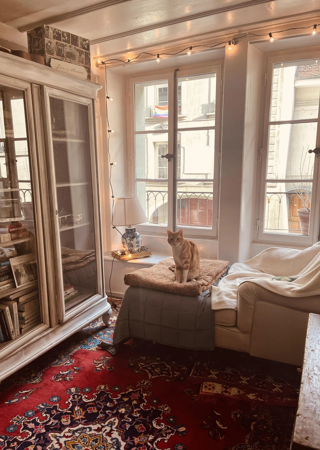 My cosy reading nook | Scrolller
