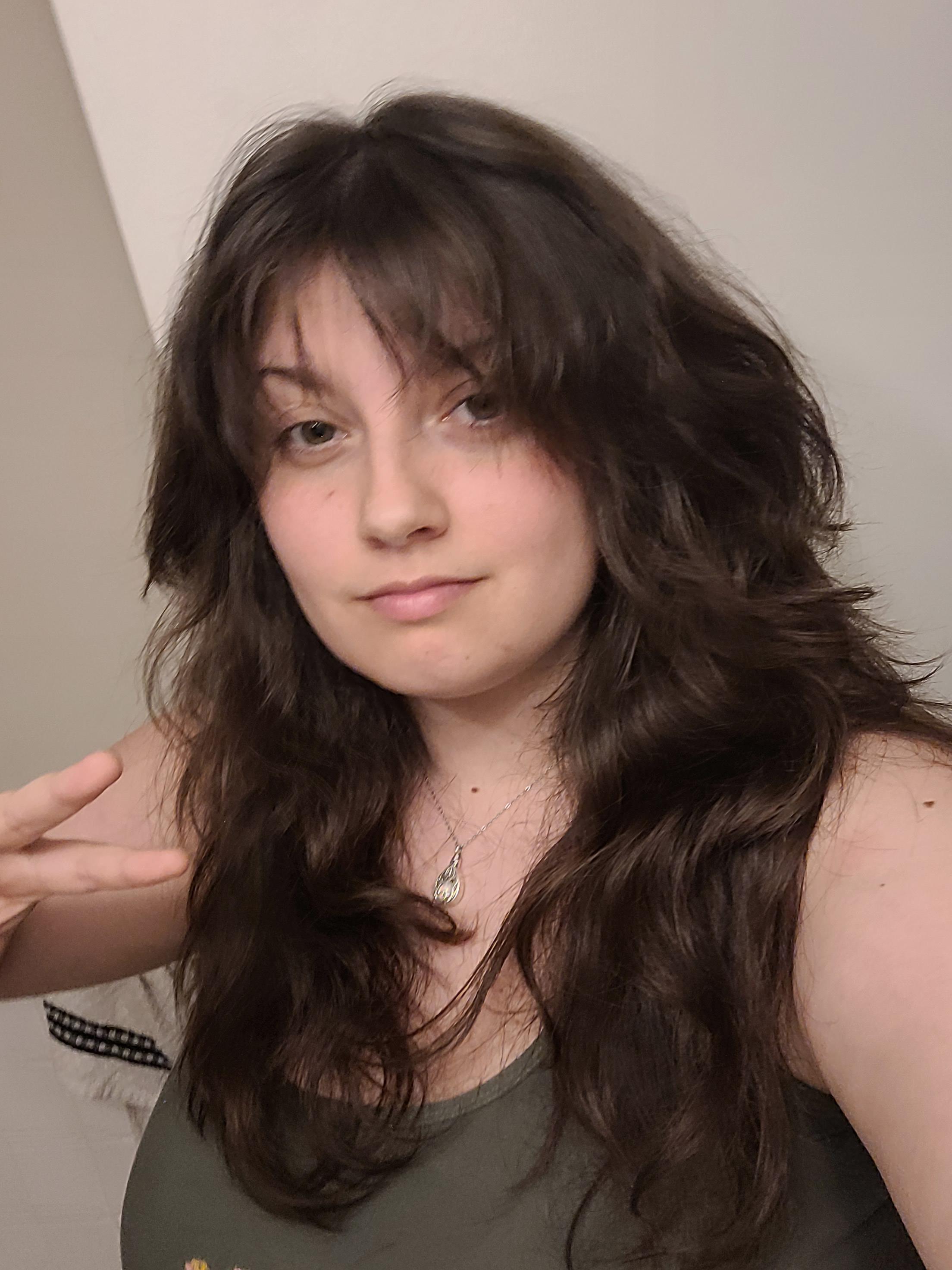 Growing out bangs | Scrolller