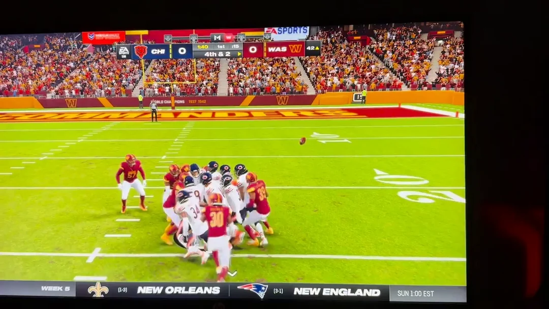 Weirdest thing / glitch I’ve ever seen. | Scrolller