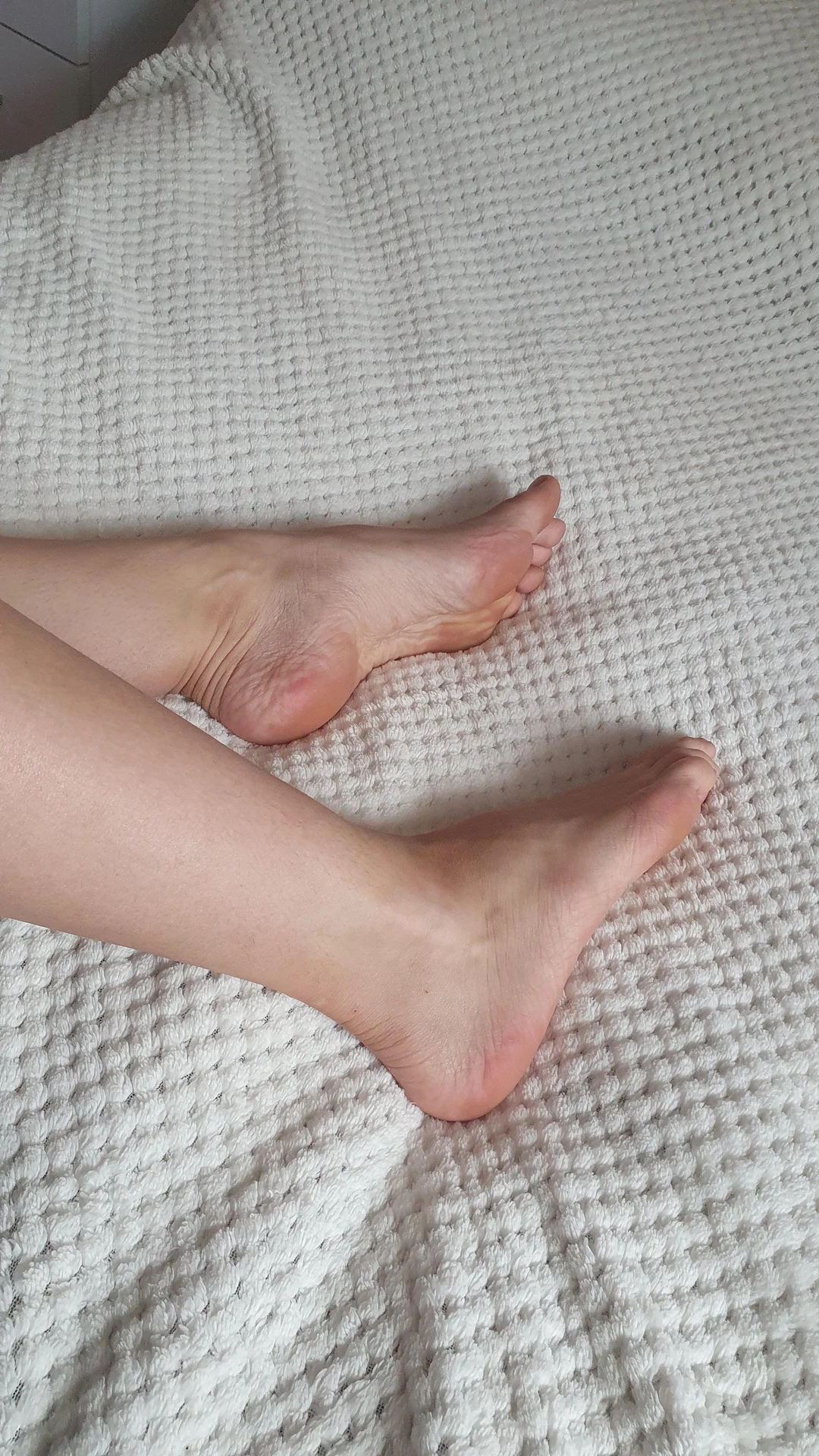Natural Ukrainian feet | Scrolller