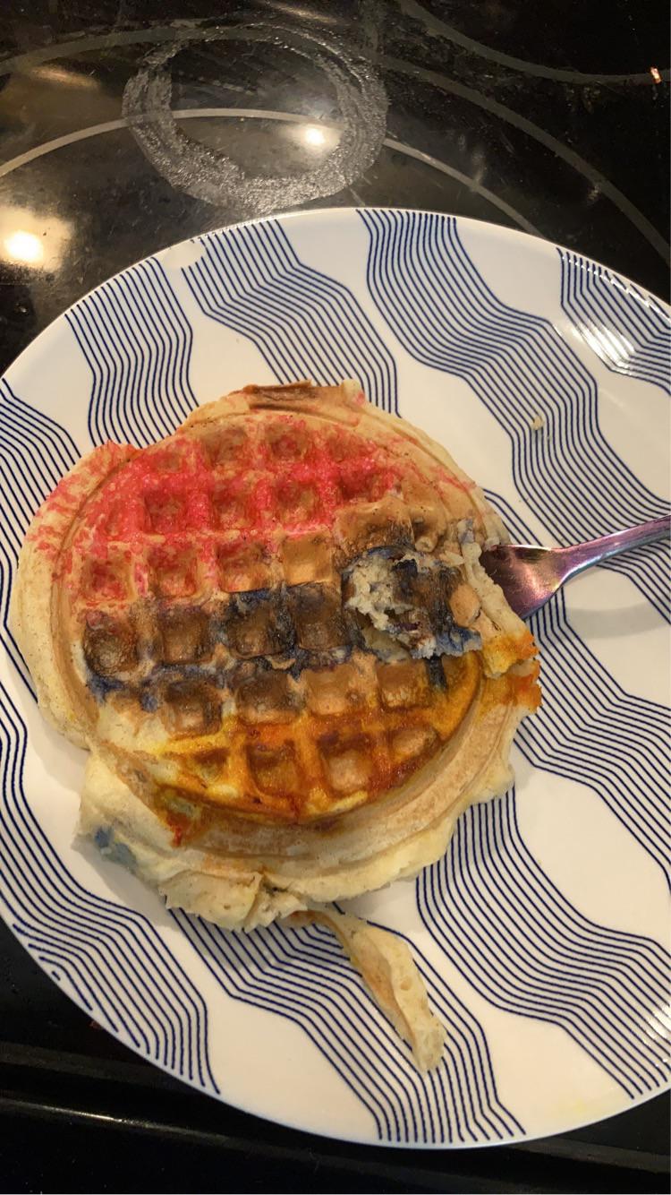 In this house, we don’t eat pancakes, we eat pan-waffles! | Scrolller