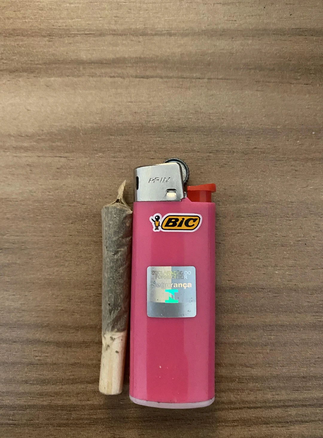 tiny joint 🤏 | Scrolller