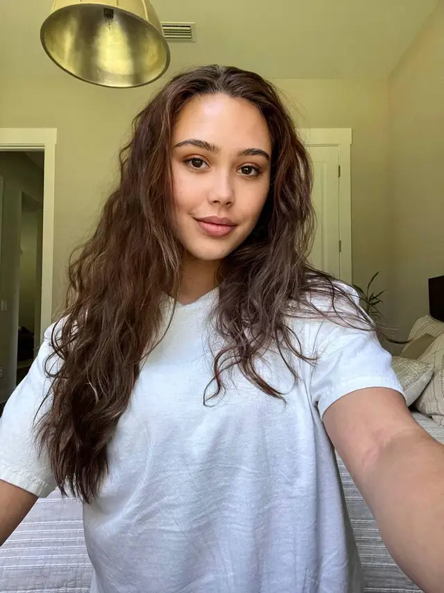 Lexi Rae | Scrolller