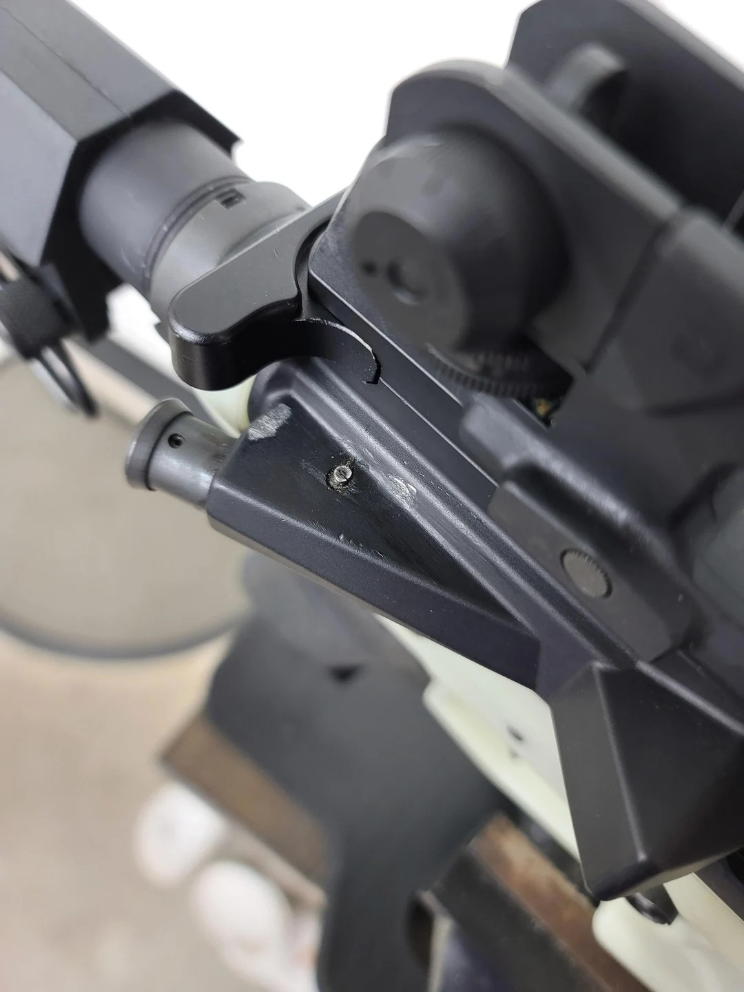 HELP PLEASE Aero Enhanced Upper Screw Stuck | Scrolller