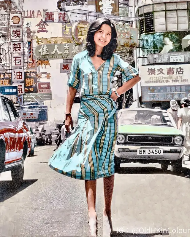 Teresa Teng, dubbed "Asia's eternal queen of pop", in Hong Kong, 1977 | Scrolller