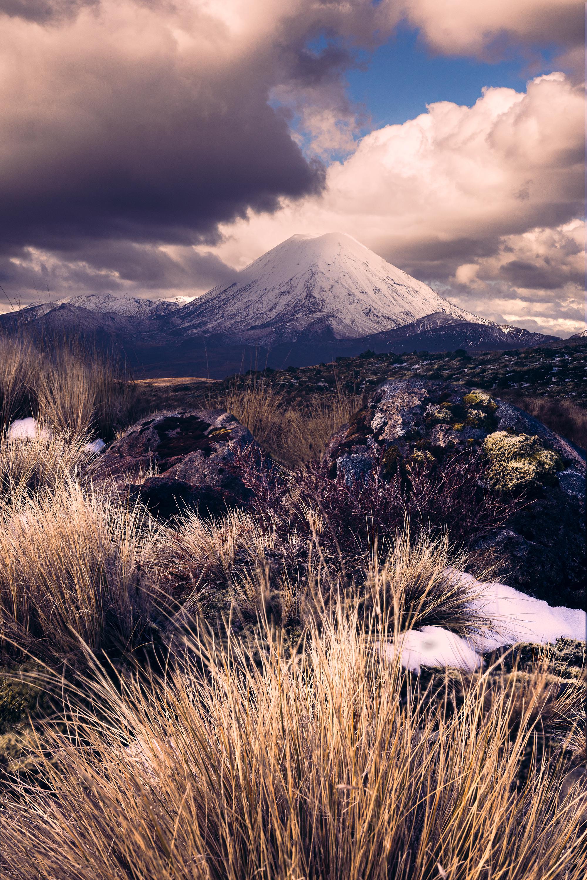 Mt Doom from LOTR aka Mount Ngauruhoe in New Zealand. [OC][2000x3000] | Scrolller