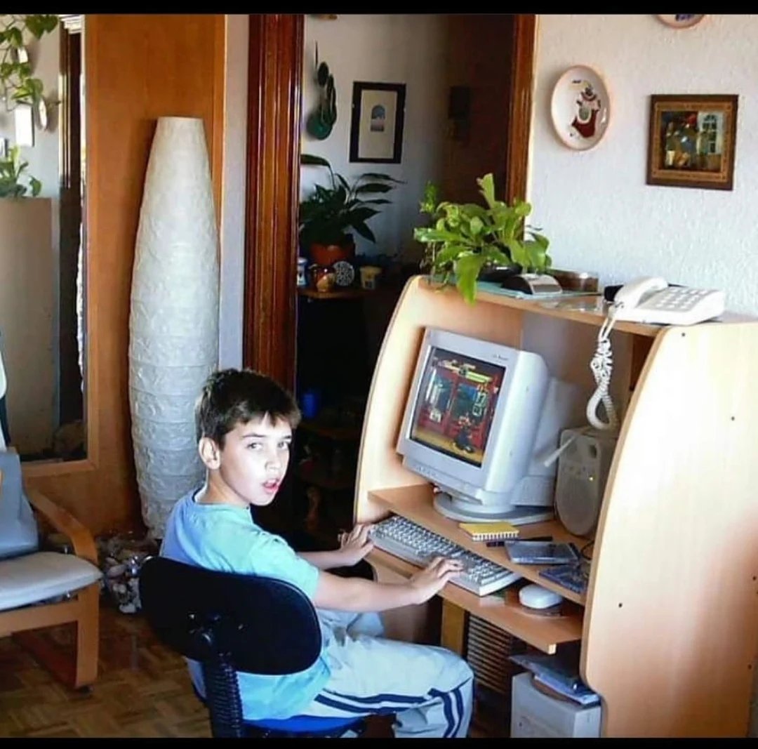 me, 1998, still playing computer games. | Scrolller