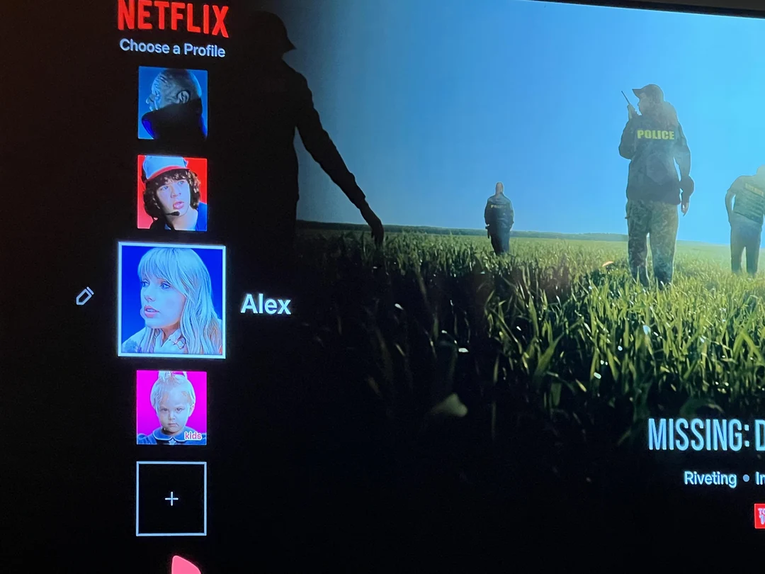 Anybody else still have the Taylor icon on Netflix? | Scrolller