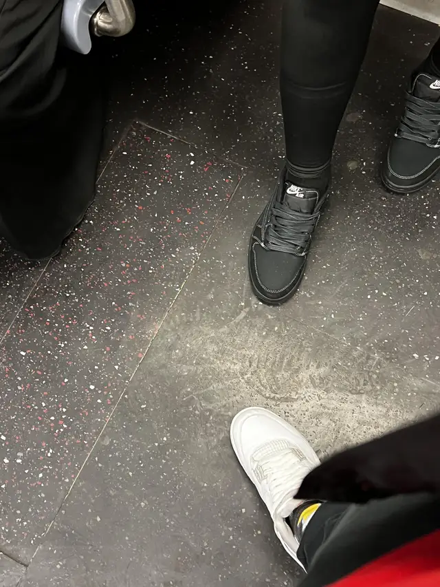 HERE COMES A NEW CHALLENGER !!!!! | Scrolller