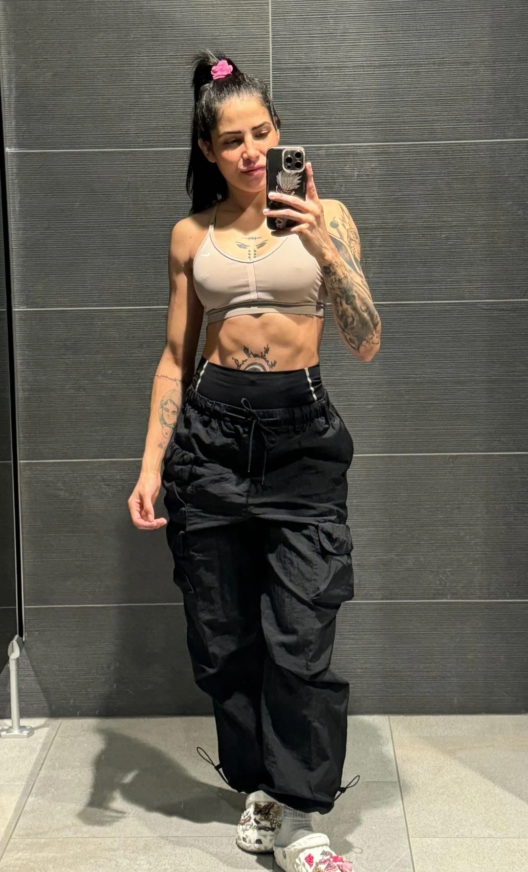 Polyana V. | Scrolller