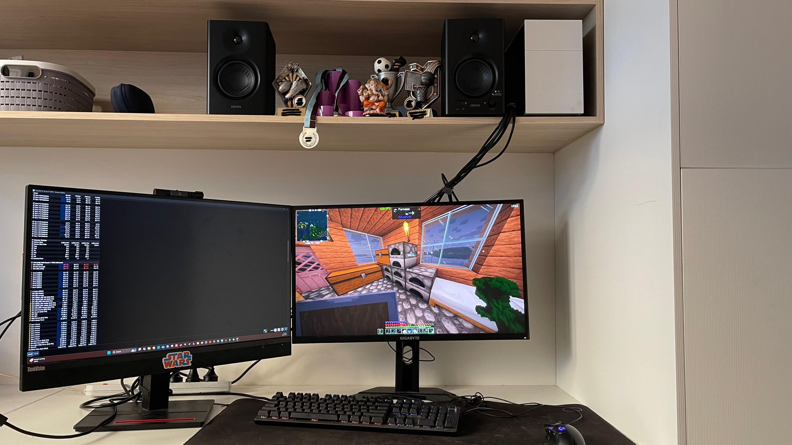 I redid the cable management in my setup | Scrolller