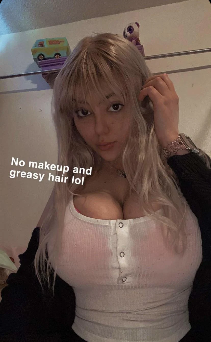 Chewy being humble | Scrolller