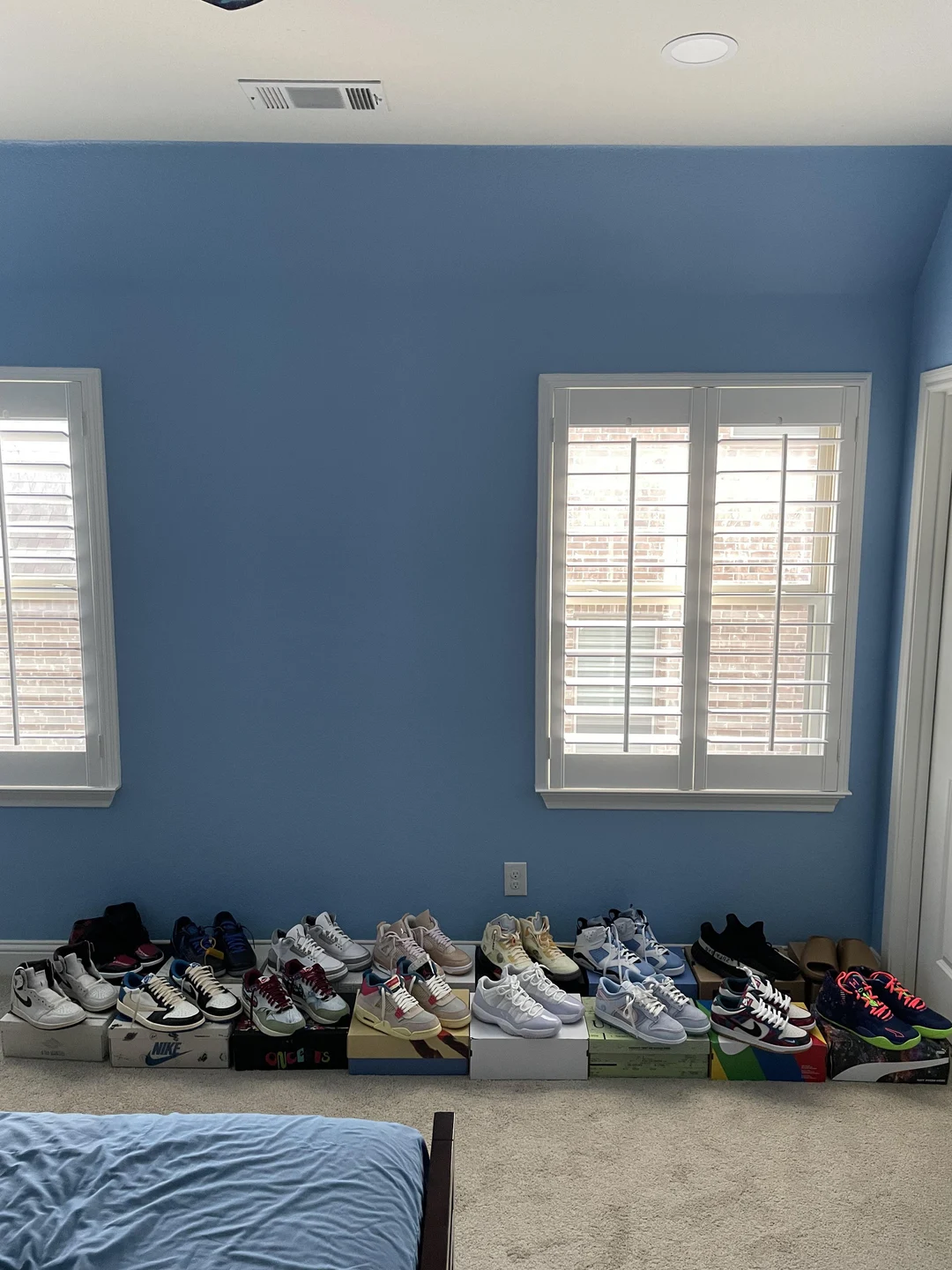 Newly Updated Sneaker Collection | Scrolller