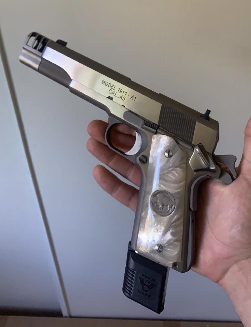 My EDC. A classic 1911 | Scrolller