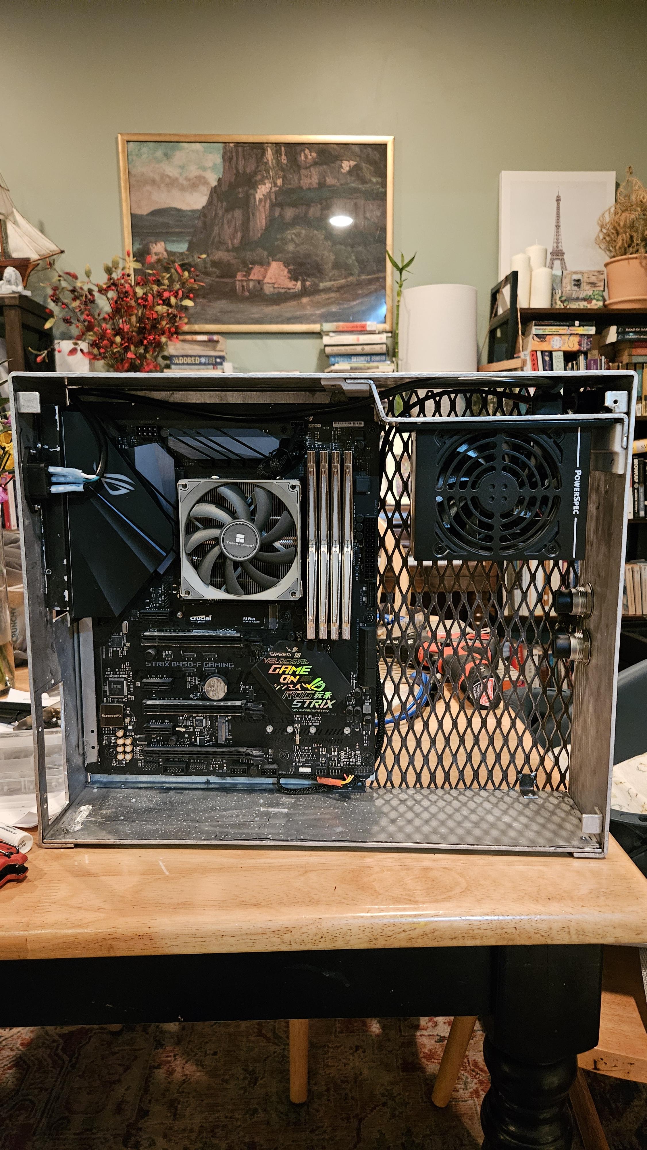 Home-made sff case | Scrolller