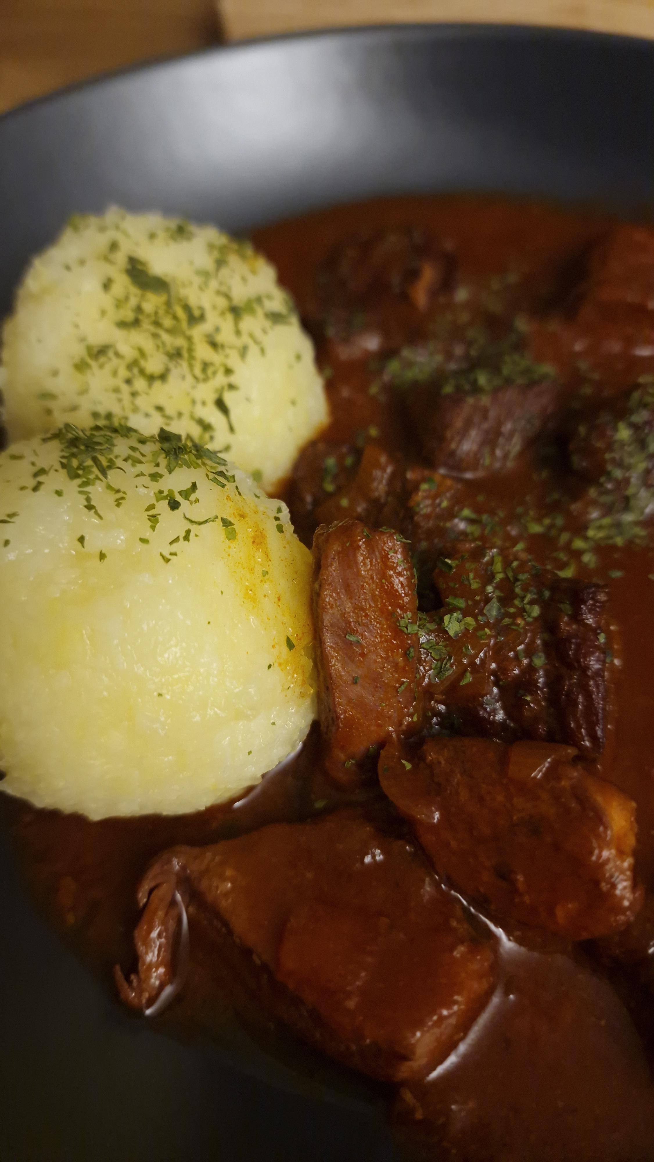 [homemade] Beef goulash with potato dumplings | Scrolller