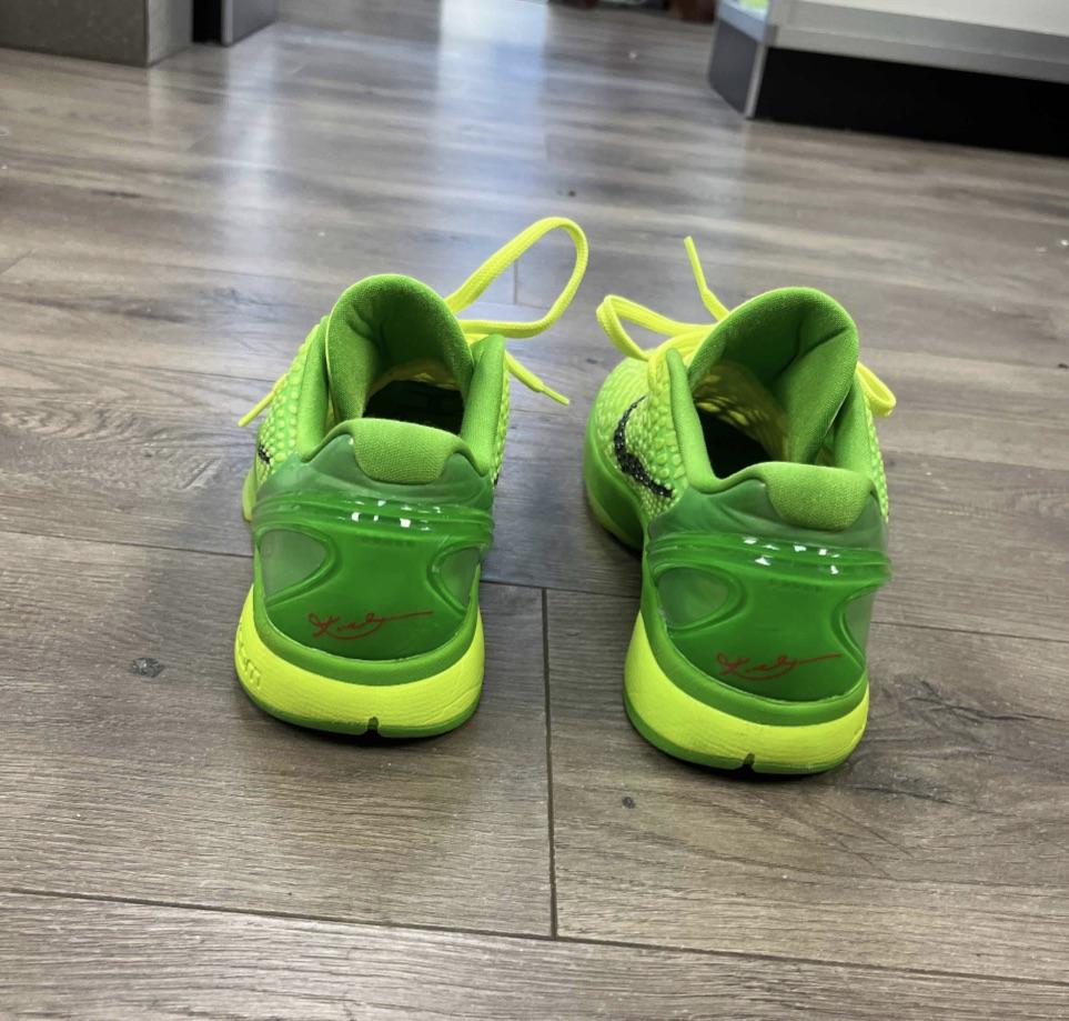 Legit Check help | Scrolller