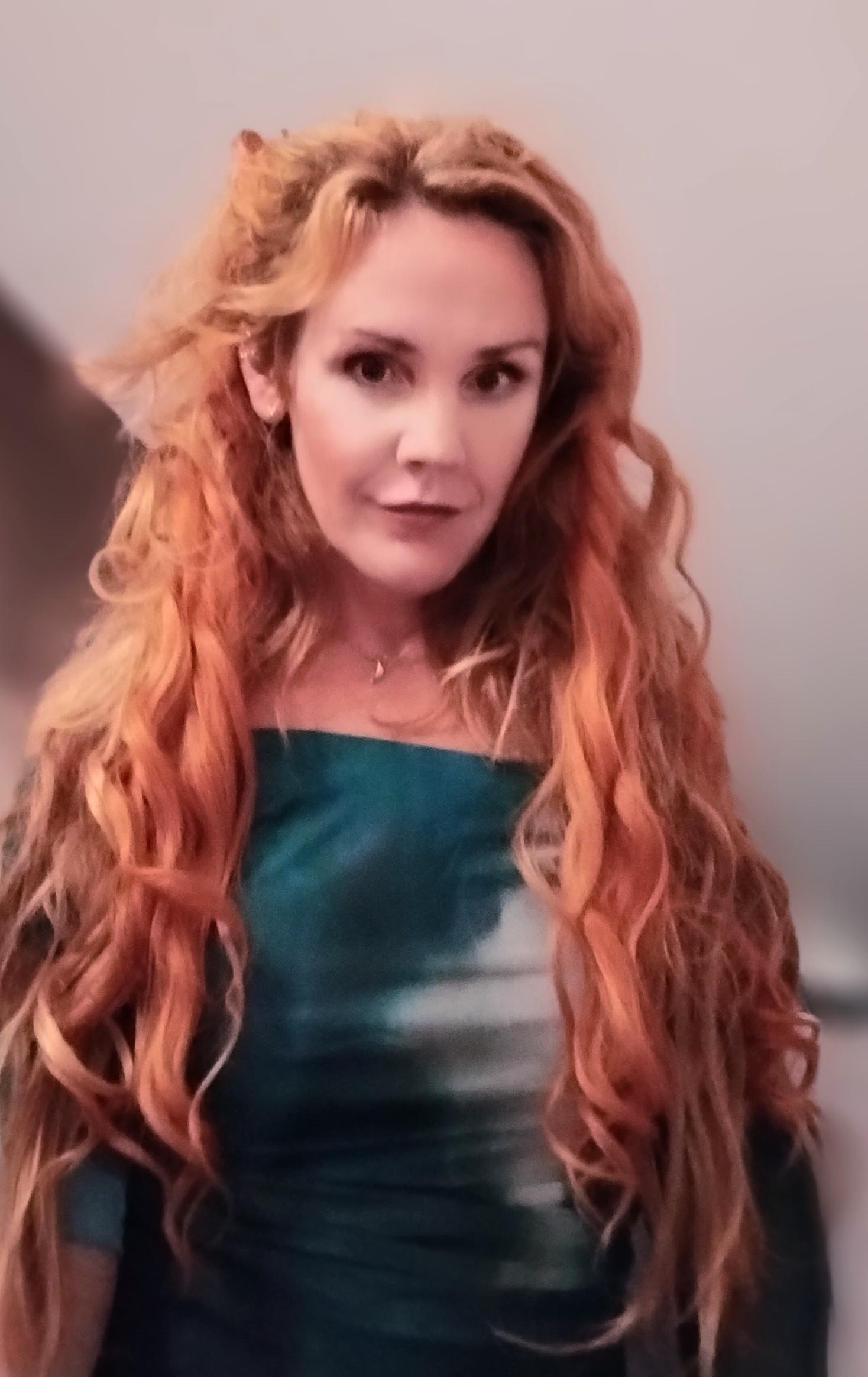 Redhead Scrolller 0018