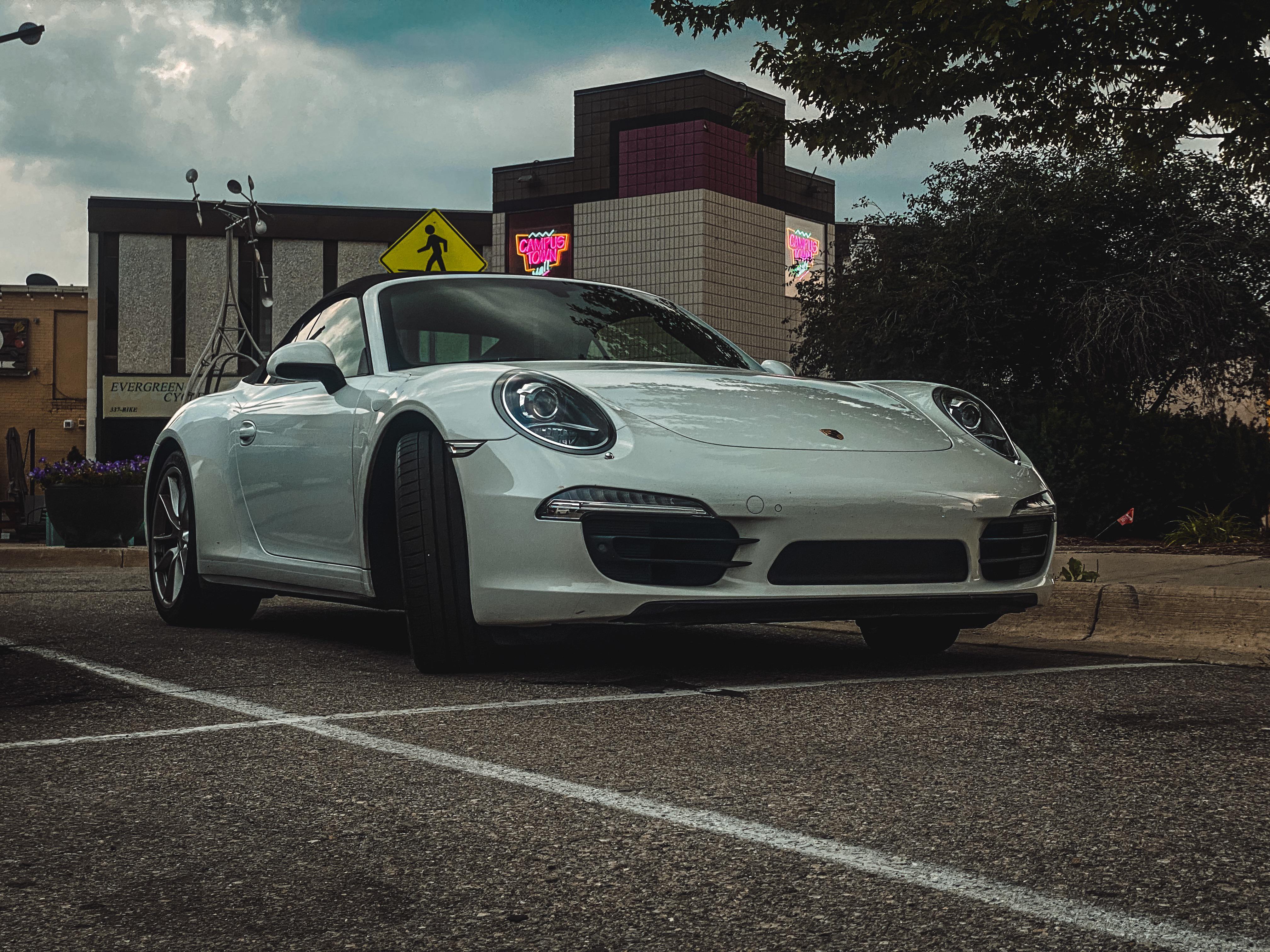 911 Carrera 4S [4032x3024] | Scrolller