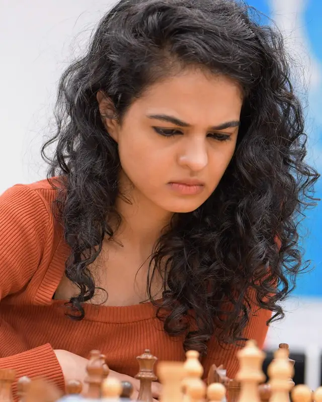 Tania Sachdev | Scrolller