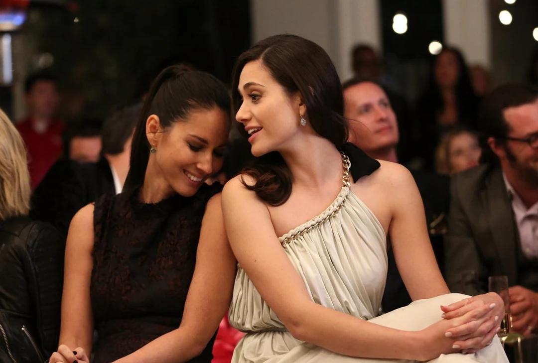 Olivia Munn & Emmy Rossum | Scrolller